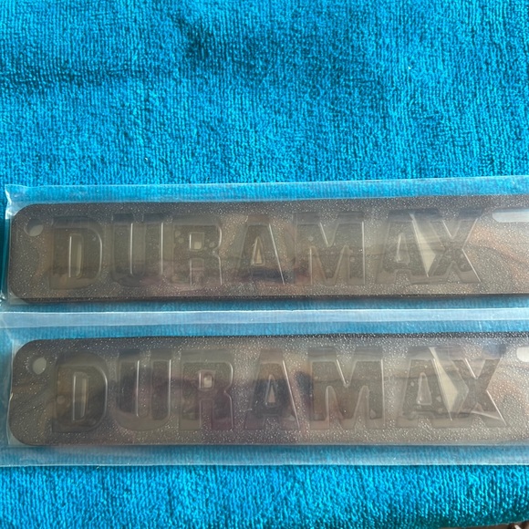 Durmax | Accessories | Duramax Side Of Truck Matte Black Emblems 2 ...